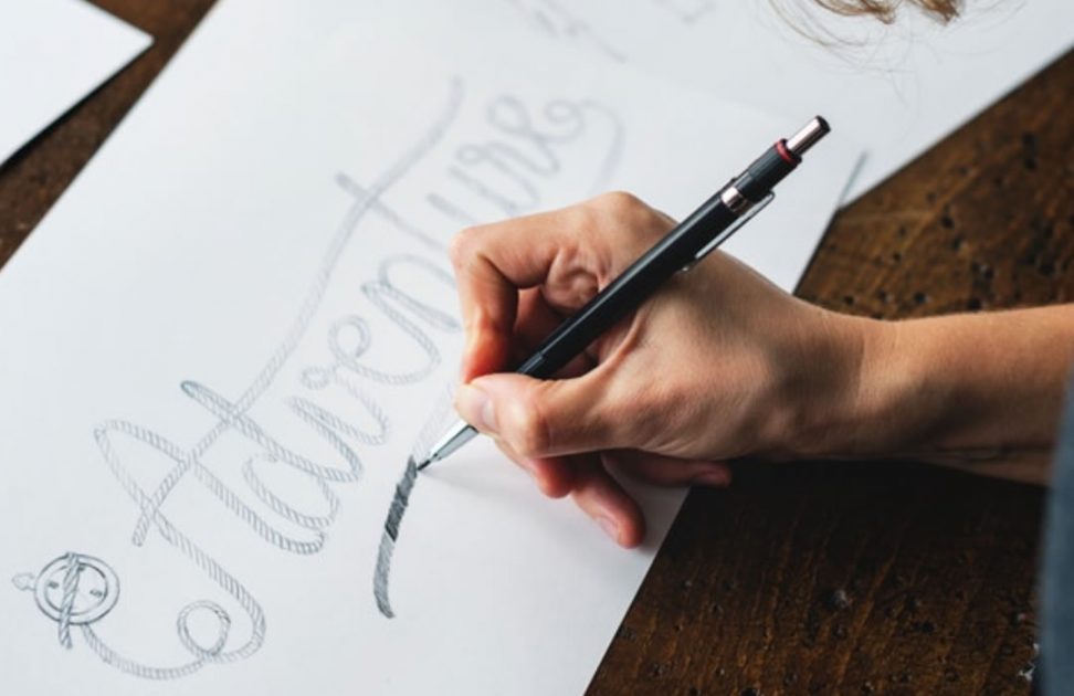 4 Dicas de Como Treinar Lettering e Produzir Fontes Incríveis